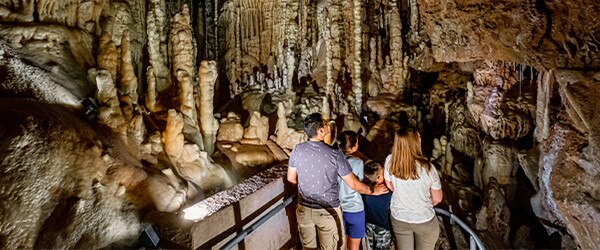 Natural Bridge Caverns