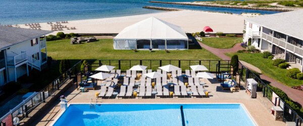 Perkopolis: Red Jacket Beach Resort